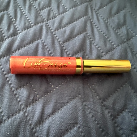 SeneGence | Makeup | Senegence Lipsense Sunstone Sealed | Poshmark